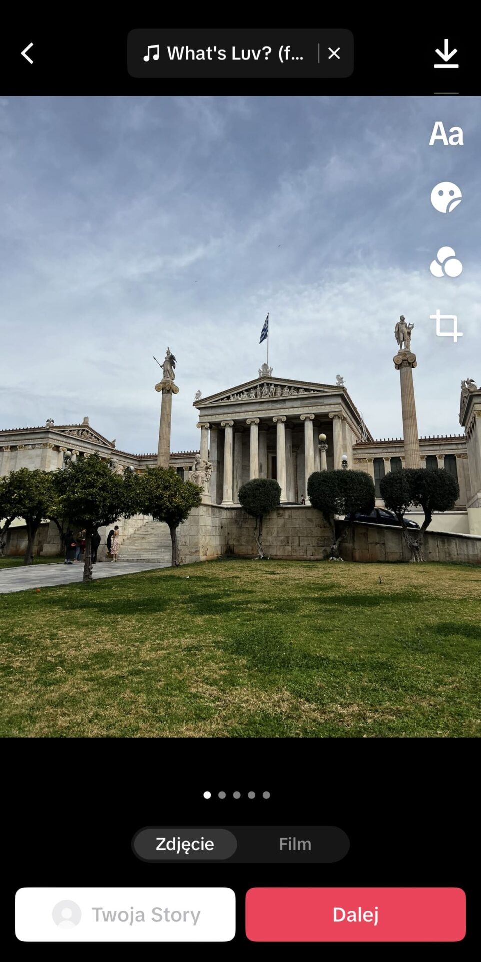 Jak zrobić i dodać film ze zdjęciami na TikToka? Sprawdź!